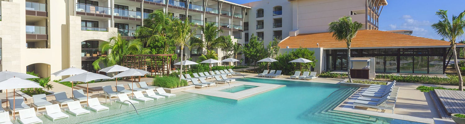 Unico | AppleVacations